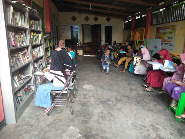Taman Bacaan Masyarakat (TBM)/ PKBM