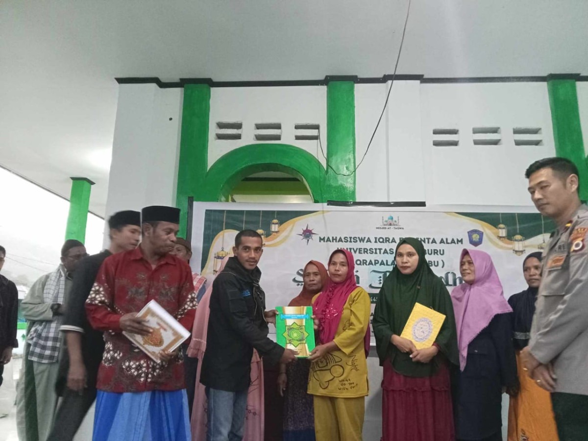 Kegiatan Safari Ramadhan dan Pembagian Al-Qur’an serta Pembagian Sembako Kepada Janda Dan Lansia ...